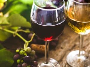 151 Hilarious Wine Puns & Jokes - California Crossroads