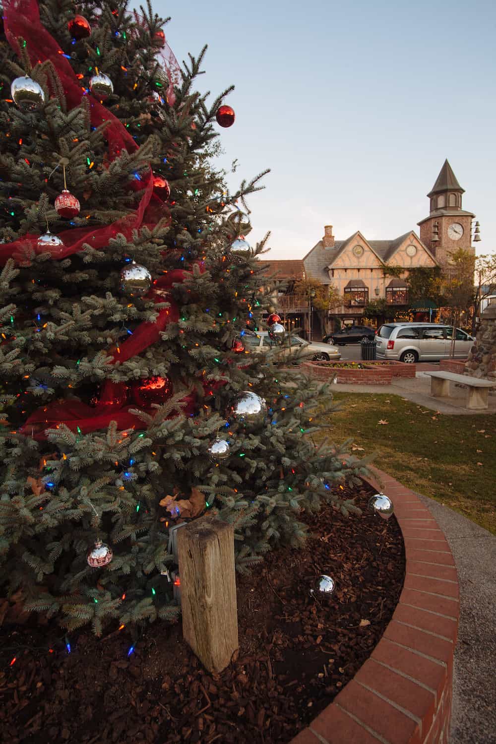 Christmas in California: 15 Festive Destinations to Get in the Holiday ...