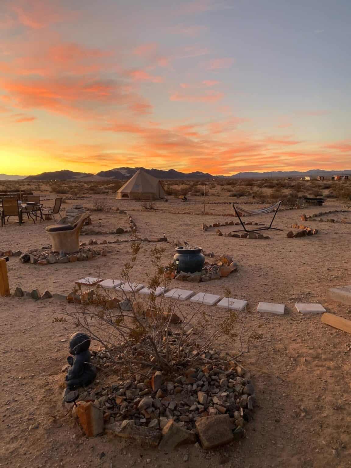 Joshua Tree Glamping: 11 Yurts, Airstreams, Stargazing Domes, & Luxury ...
